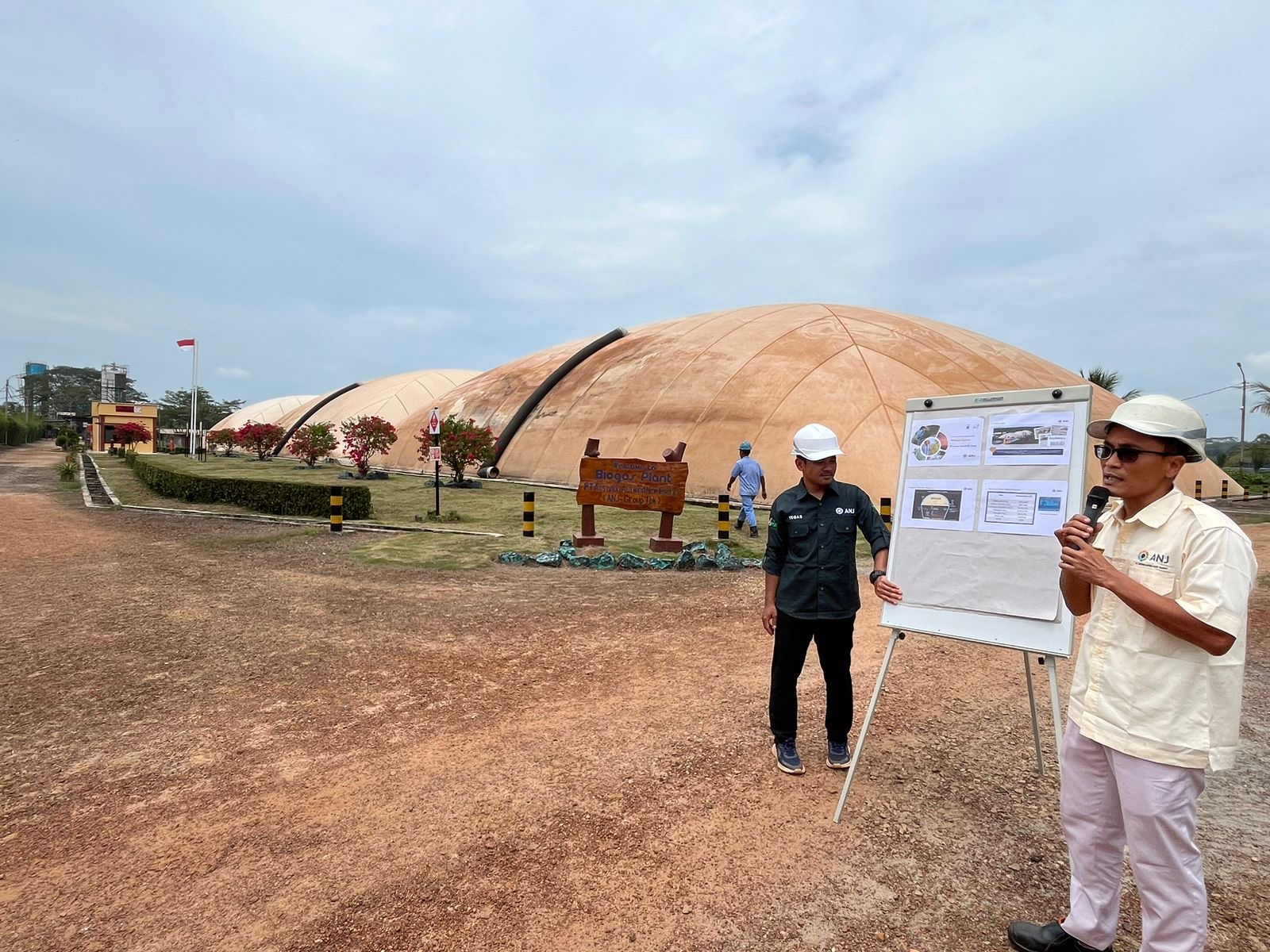 Melihat Pembangkit Listrik Tenaga Biogas (PLTBg) Pertama di Indonesia ...