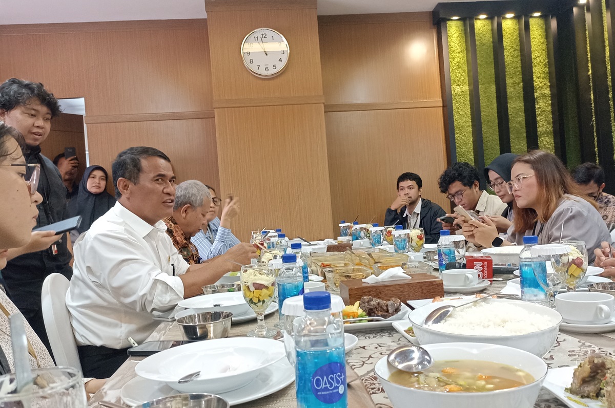 Mentan Andi Amran Jelaskan soal Informasi Petani Milenial Digaji Rp 10 ...