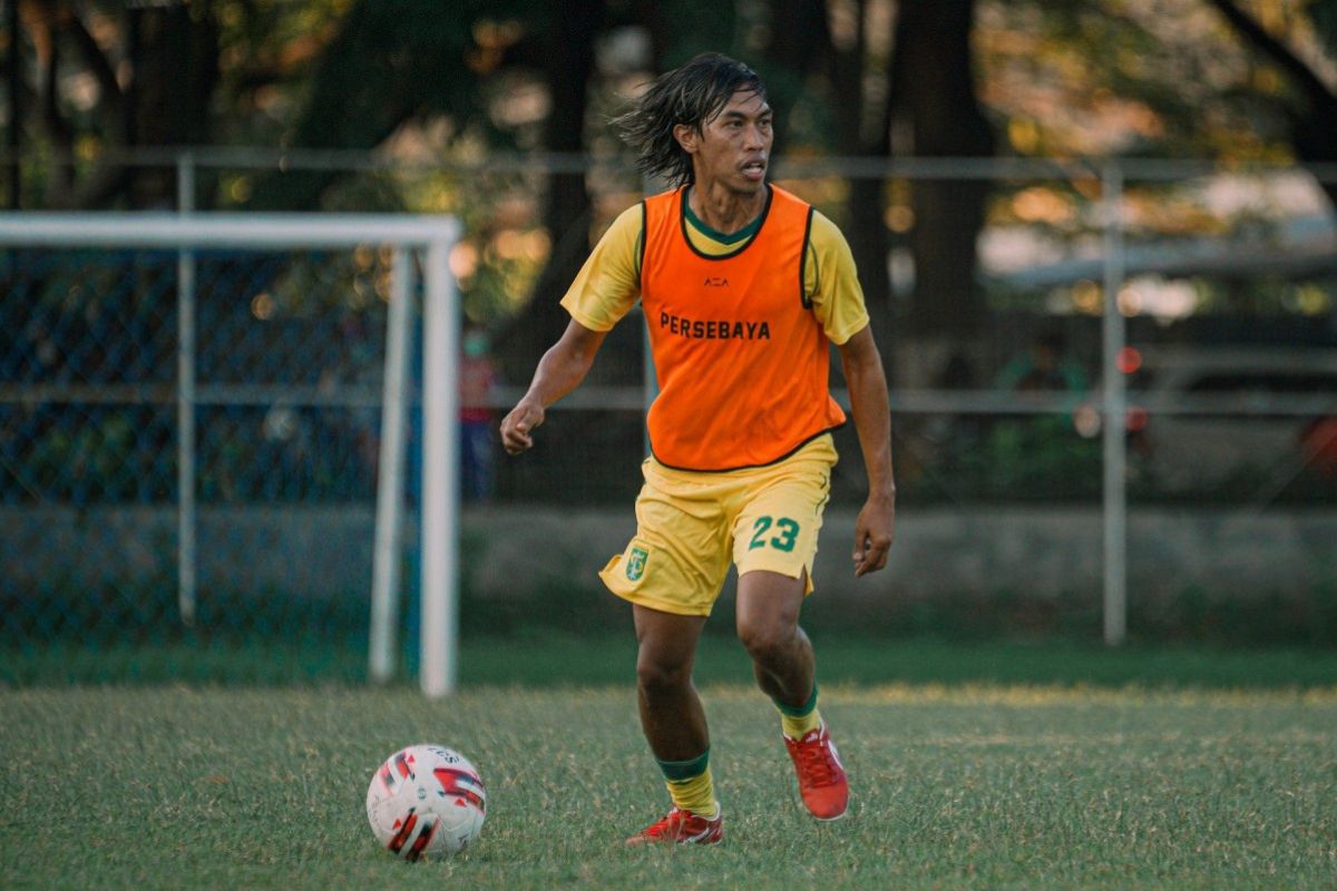 Nostalgia Ady Setiawan di Persebaya Surabaya: Pemain Pertama NTB Sukses ...