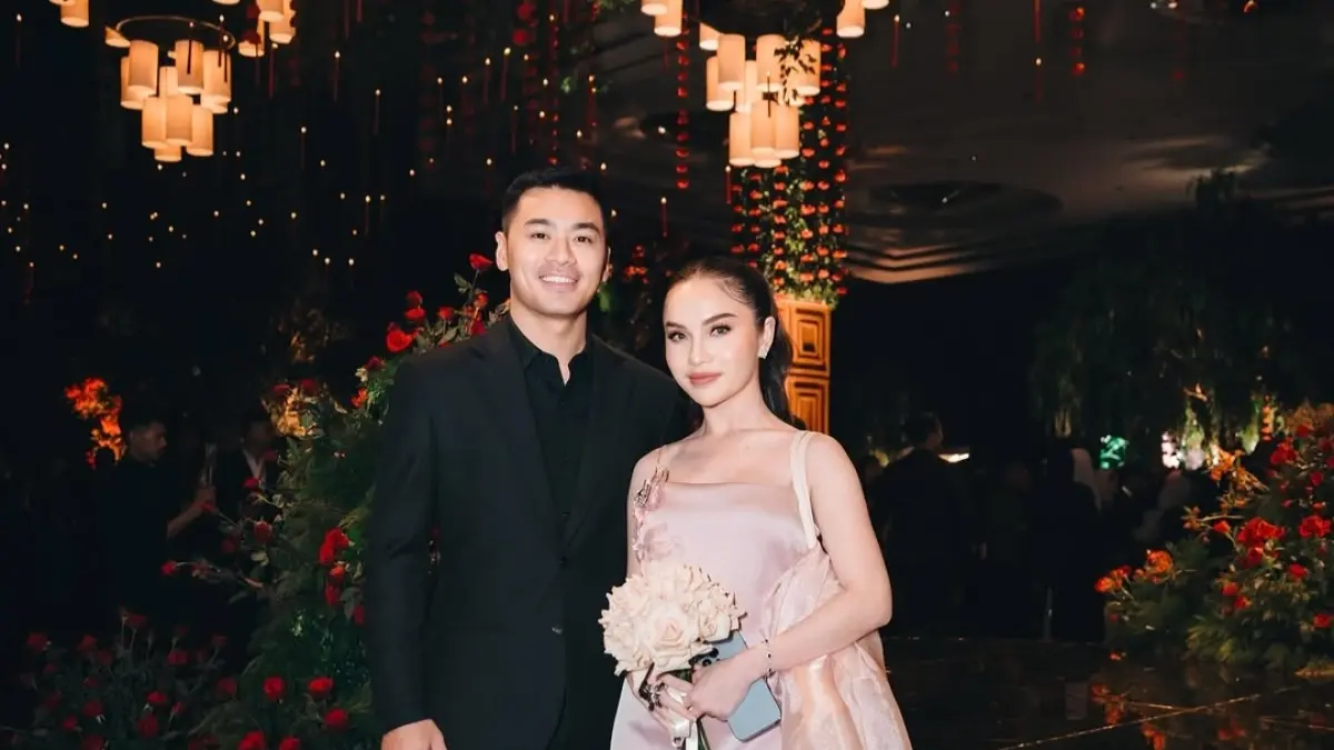 Akhirnya Go Public! Ini Kekasih Baru Elina Joerg, Arvin Lourentino