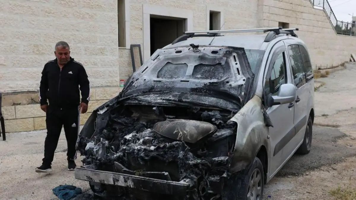Pemukim Israel Bakar Kendaraan hingga Pintu Madjid di Ramallah