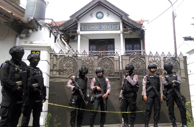 Terkait Penggerebekan Pabrik Pil PCC di Solo, 7 Orang Diamankan