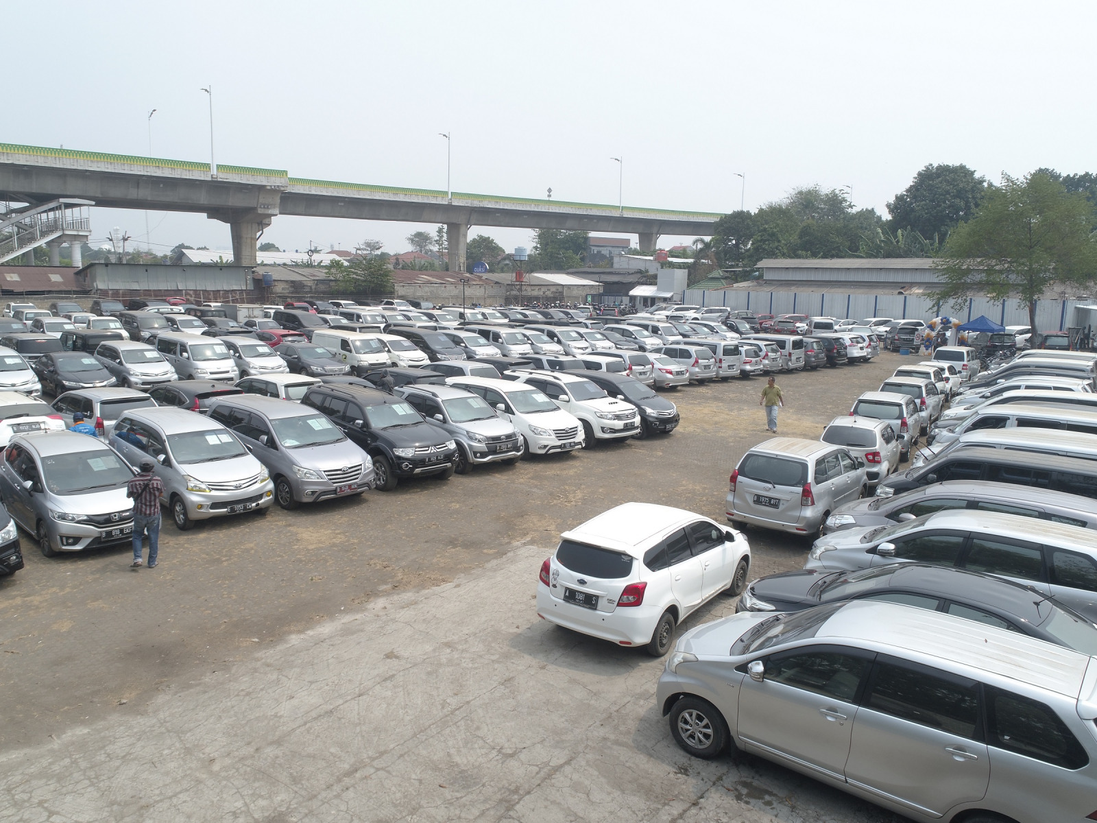 Mau Ikut Lelang Mobil? Ingat-ingat Tips Ini Supaya Nggak Kena Tipu