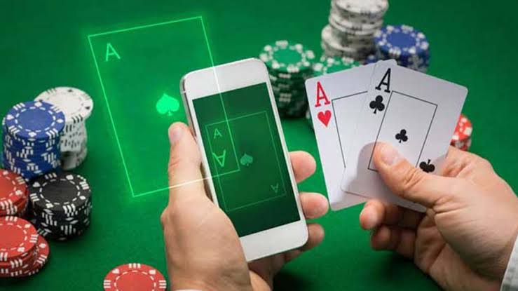 Kucing-kucingan, Kominfo Ungkap Kesulitan Berantas Situs Judi Online