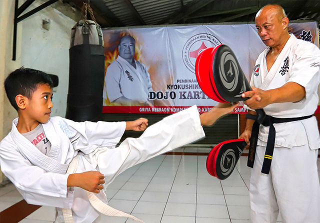 Kiprah Samuel, Pendiri Perguruan Pembinaan Mental Karate
