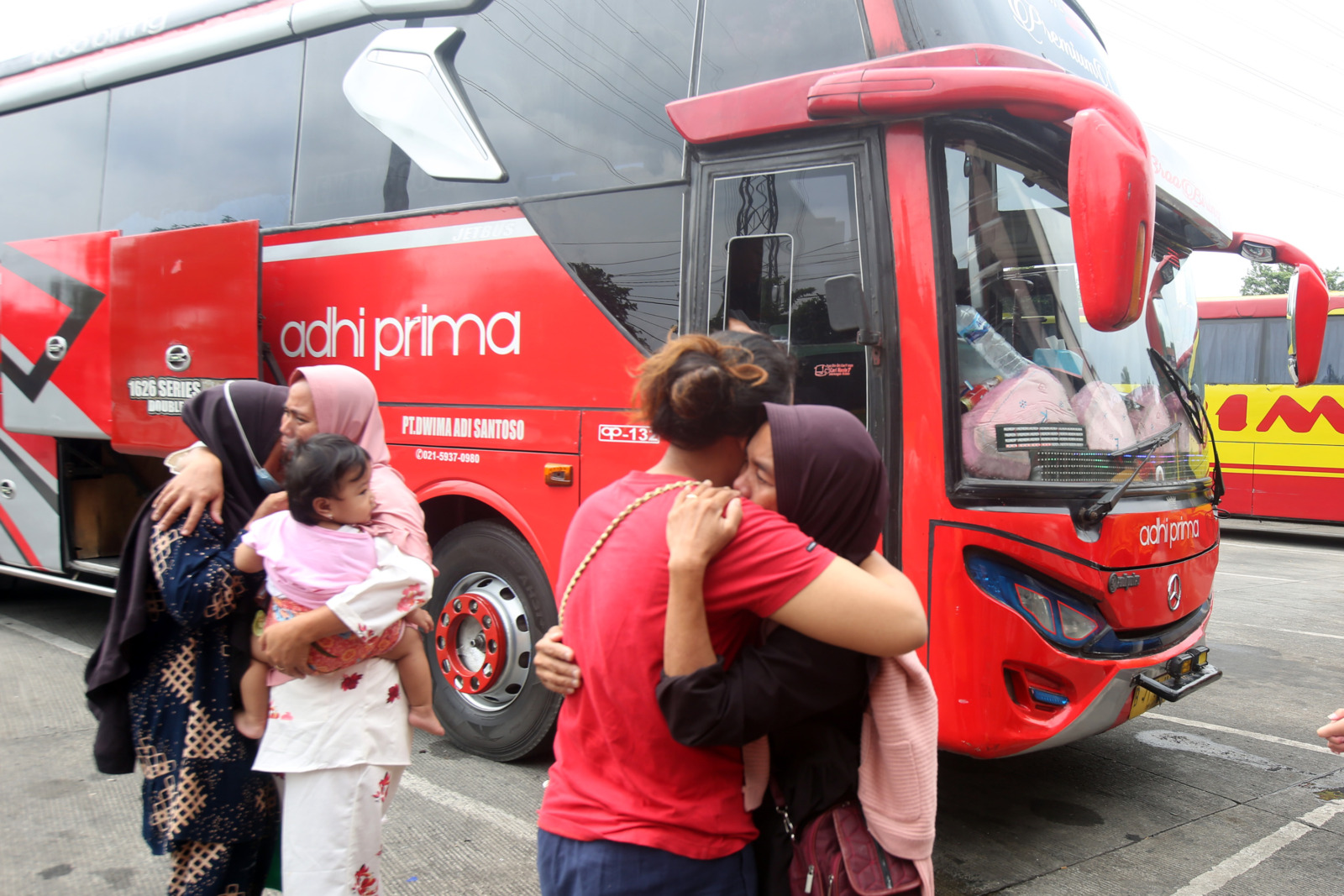 Libur Nataru, Tarif Bus di Jawa Timur Naik hingga 43 Persen